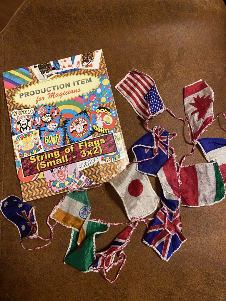 String of flags – DeGoochelFabriek